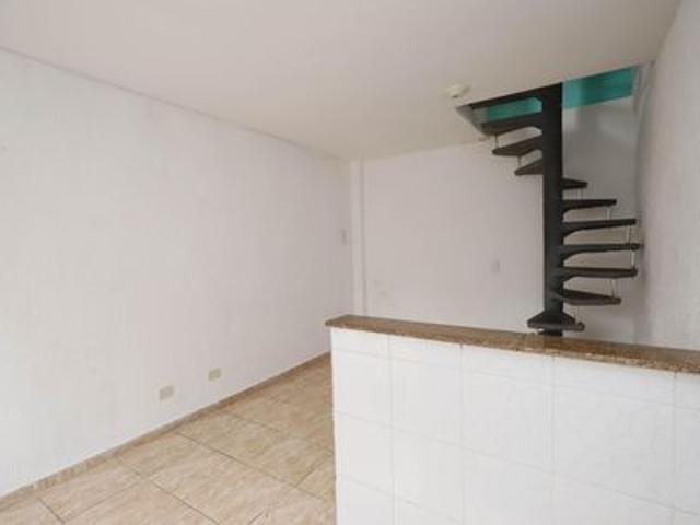 Casa para alugar com 45m², 1 quarto e sem vaga
