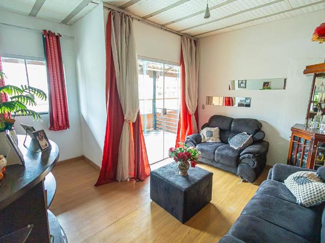 Casa para alugar com 470m², 5 quartos e 2 vagas