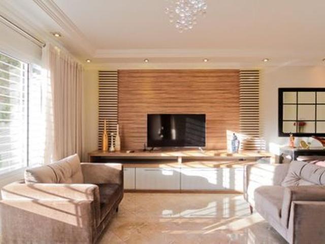 Casa para alugar com 480m², 4 quartos e 6 vagas