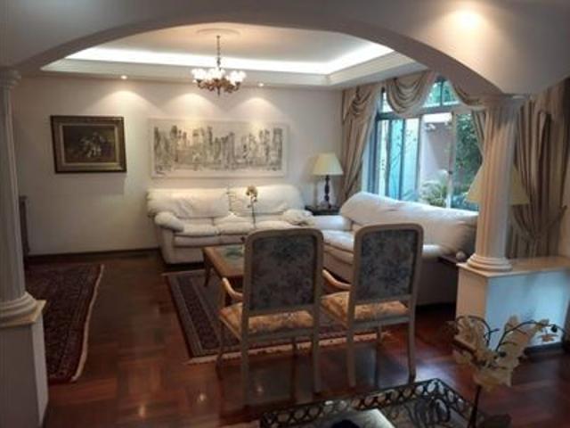 Casa para alugar com 480m², 5 quartos e 8 vagas