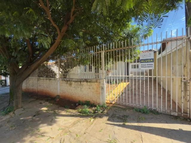 Casa para alugar com 4 Quartos em Conjunto Habitacional Inocente Vila Nova Júnior, Maringá PR