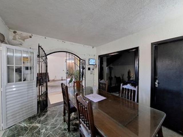 Casa para alugar com 500m², 4 quartos e 2 vagas