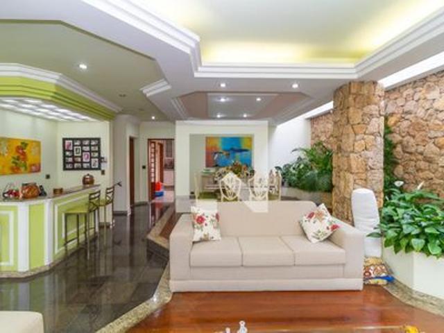 Casa para alugar com 500m², 4 quartos e 4 vagas