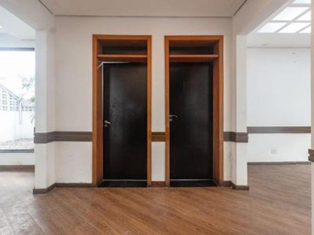 Casa para alugar com 500m², 5 quartos e sem vaga