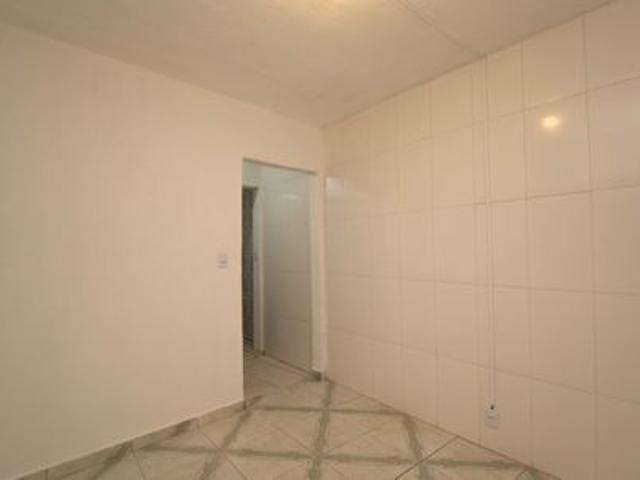 Casa para alugar com 50m², 1 quarto e sem vaga