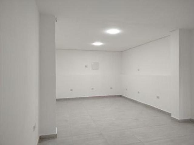 Casa para alugar com 50m², 1 quarto e sem vaga
