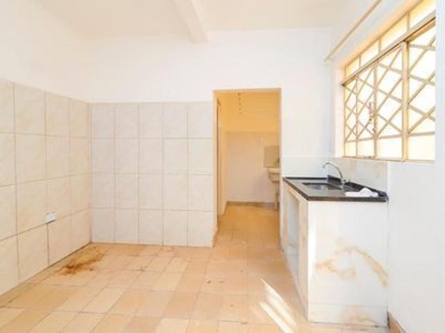 Casa para alugar com 50m², 1 quarto e sem vaga