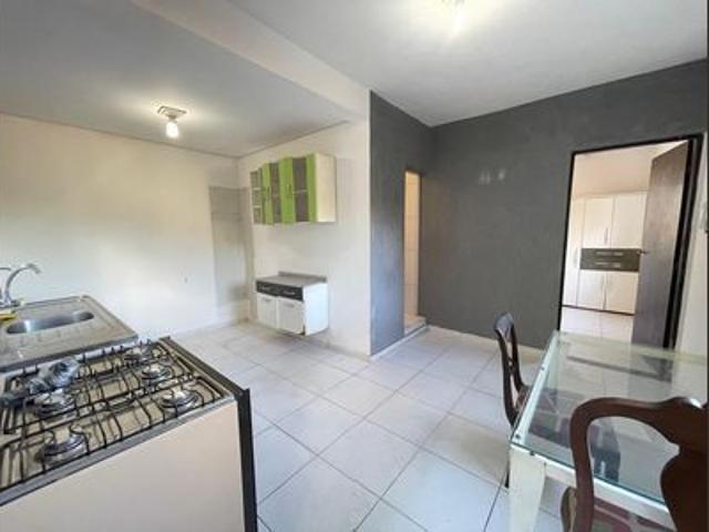 Casa para alugar com 50m², 1 quarto e sem vaga