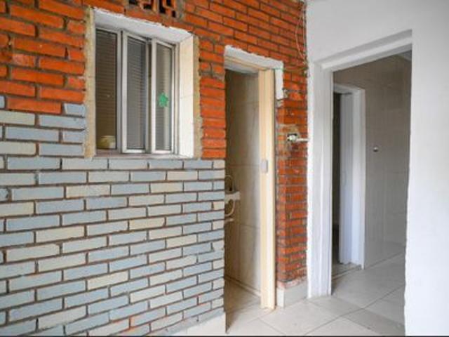 Casa para alugar com 50m², 1 quarto e sem vaga