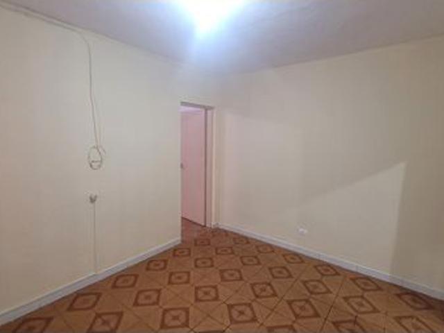 Casa para alugar com 50m², 1 quarto e sem vaga
