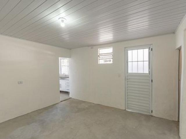 Casa para alugar com 50m², 2 quartos e 1 vaga