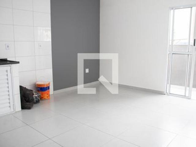 Casa para alugar com 50m², 2 quartos e sem vaga
