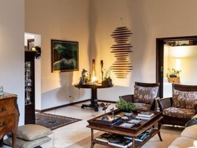 Casa para alugar com 550m², 4 quartos e 4 vagas