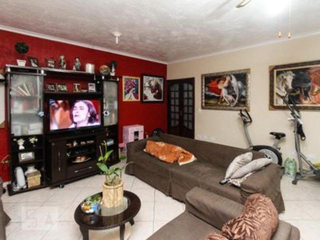 Casa para alugar com 550m², 4 quartos e 5 vagas