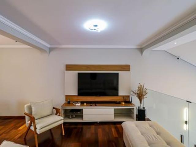 Casa para alugar com 550m², 5 quartos e 3 vagas