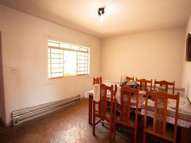 Casa para alugar com 600m², 3 quartos e 2 vagas