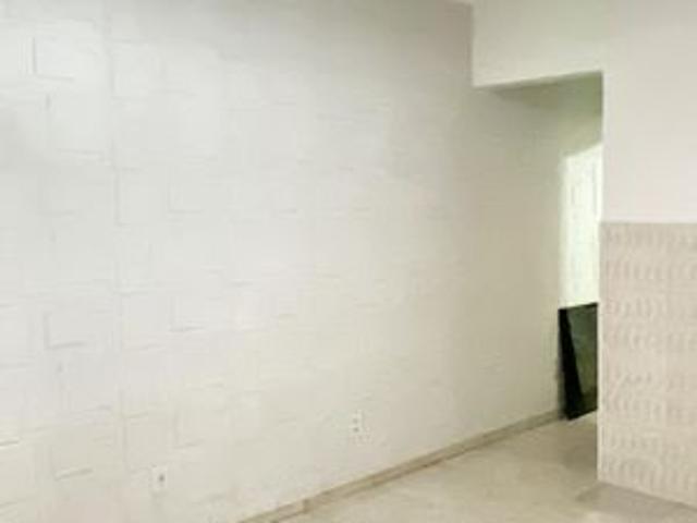 Casa para alugar com 60m², 1 quarto e sem vaga