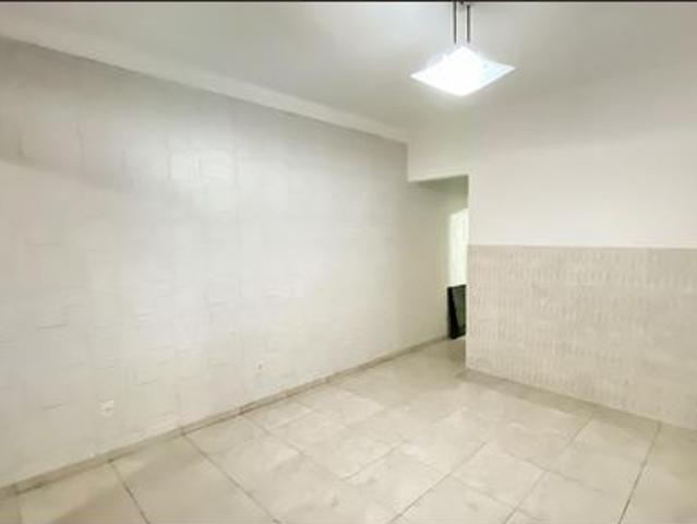 Casa para alugar com 60m², 1 quarto e sem vaga