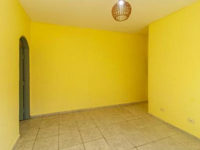 Casa para alugar com 60m², 1 quarto e sem vaga