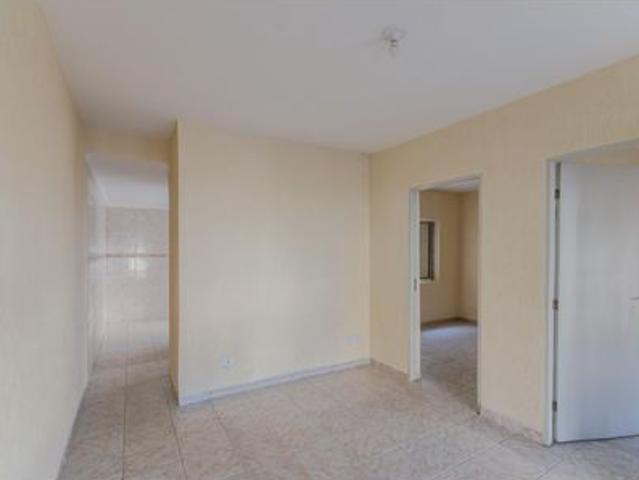 Casa para alugar com 60m², 2 quartos e sem vaga
