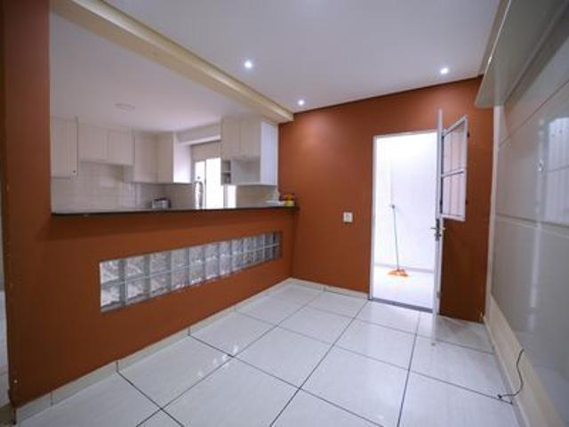 Casa para alugar com 60m², 2 quartos e sem vaga