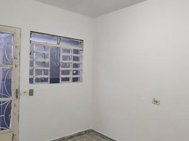 Casa para alugar com 60m², 2 quartos e sem vaga