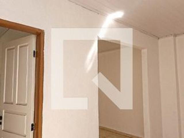 Casa para alugar com 60m², 2 quartos e sem vaga