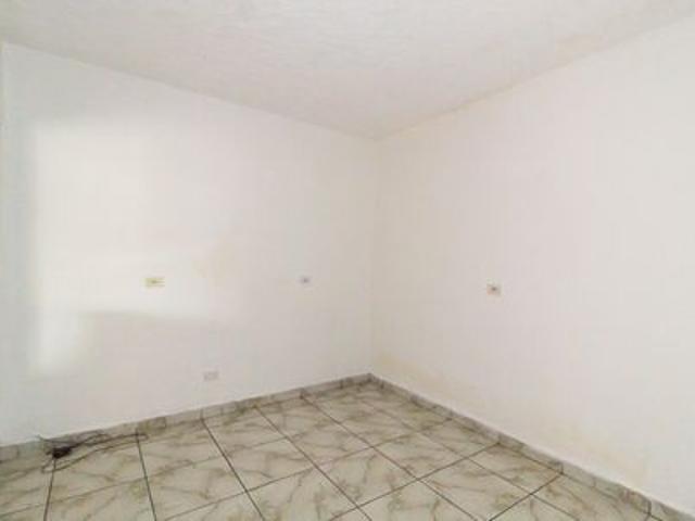 Casa para alugar com 65m², 2 quartos e sem vaga