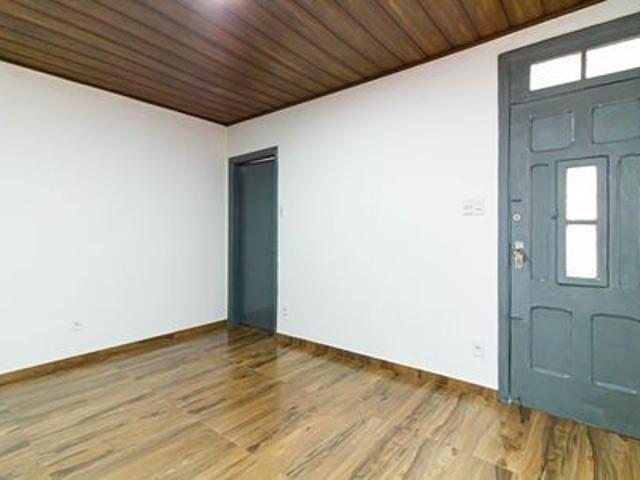 Casa para alugar com 70m², 1 quarto e sem vaga