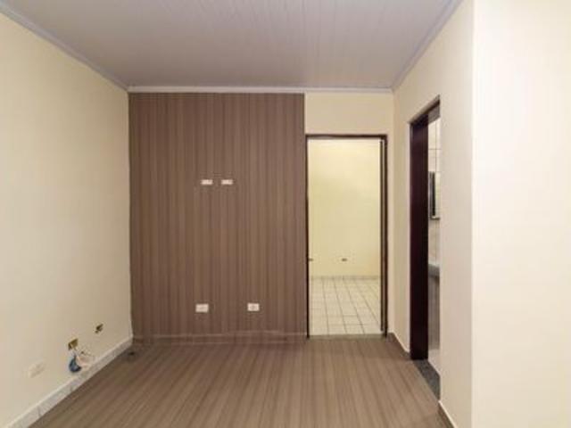 Casa para alugar com 70m², 1 quarto e sem vaga