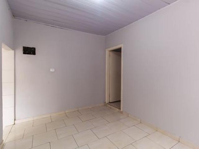 Casa para alugar com 70m², 1 quarto e sem vaga