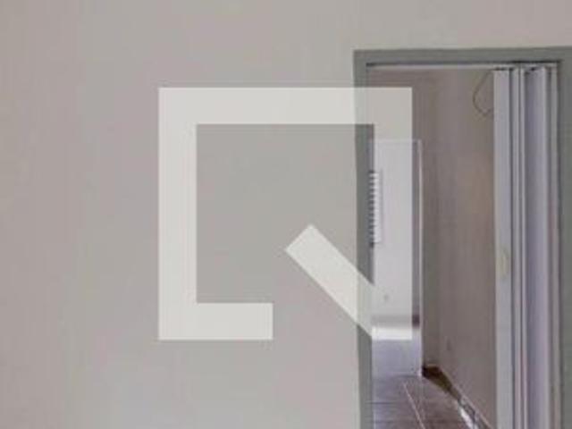 Casa para alugar com 70m², 2 quartos e 1 vaga