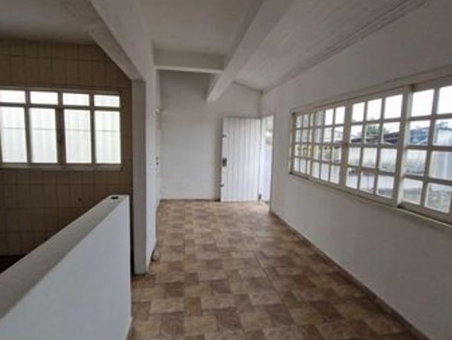 Casa para alugar com 70m², 2 quartos e sem vaga