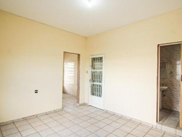Casa para alugar com 70m², 2 quartos e sem vaga