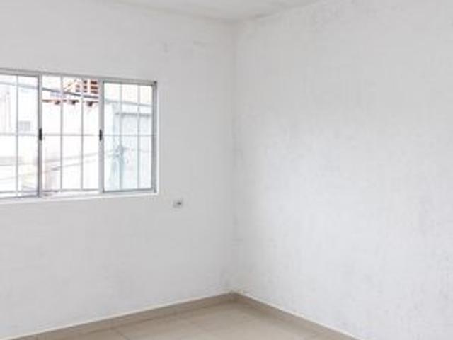 Casa para alugar com 70m², 2 quartos e sem vaga
