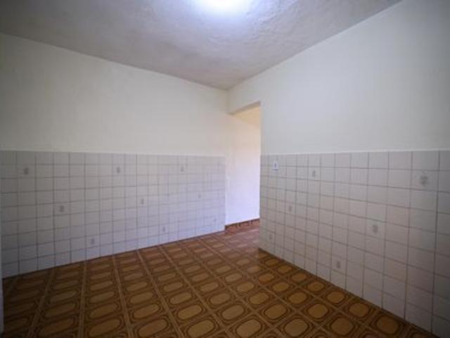 Casa para alugar com 77m², 2 quartos e 1 vaga