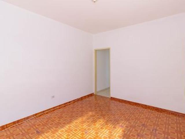 Casa para alugar com 75m², 2 quartos e sem vaga