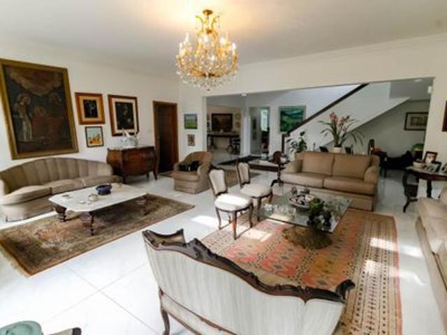 Casa para alugar com 800m², 5 quartos e 6 vagas