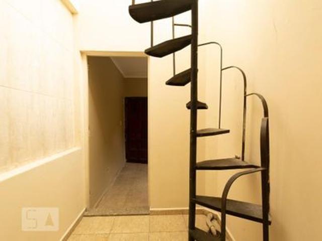 Casa para alugar com 80m², 3 quartos e sem vaga