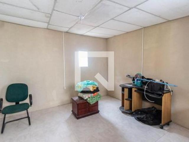 Casa para alugar com 80m², 3 quartos e sem vaga