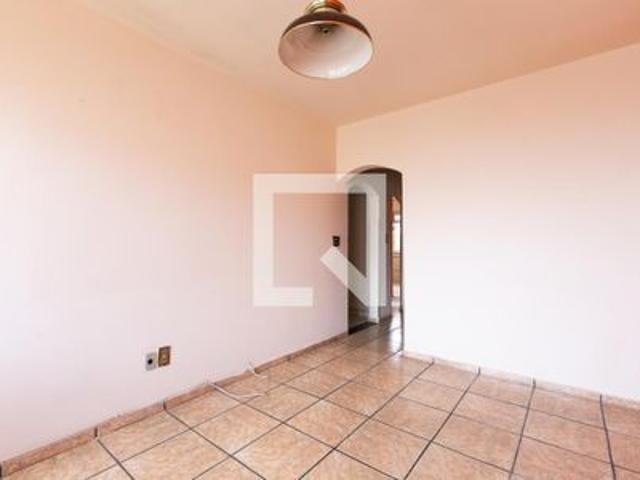 Casa para alugar com 80m², 2 quartos e 1 vaga