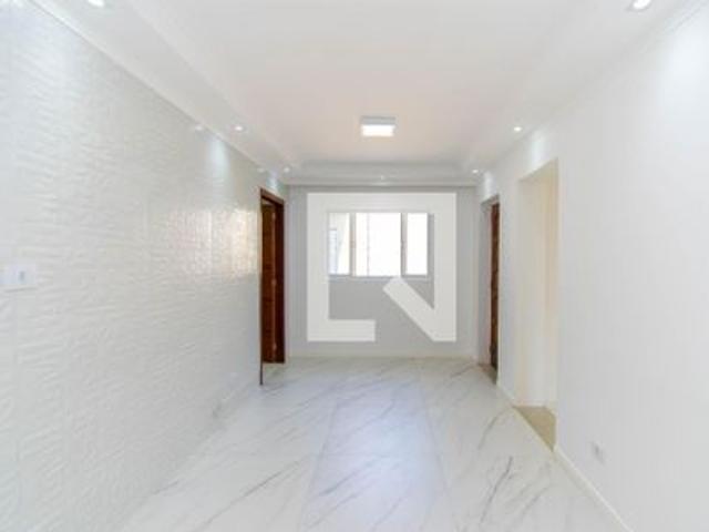 Casa para alugar com 80m², 2 quartos e 2 vagas
