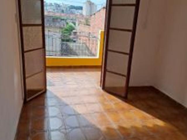Casa para alugar com 80m², 2 quartos e sem vaga
