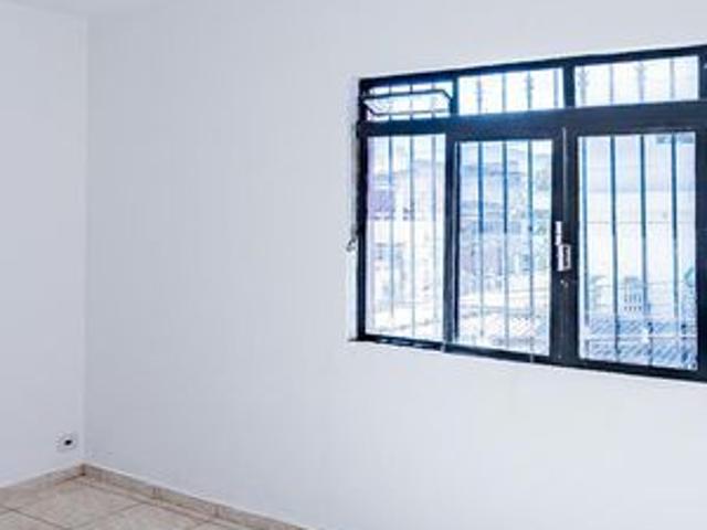 Casa para alugar com 80m², 4 quartos e sem vaga
