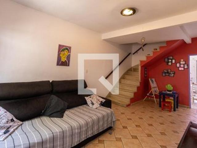 Casa para alugar com 90m², 3 quartos e sem vaga