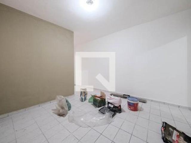 Casa para alugar com 90m², 2 quartos e 1 vaga