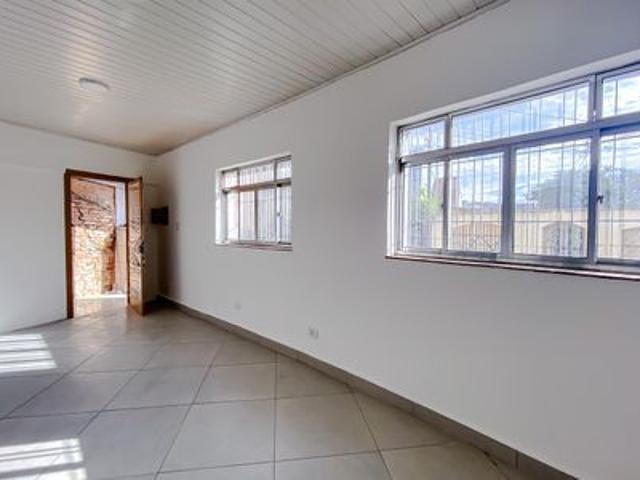 Casa para alugar com 90m², 2 quartos e sem vaga