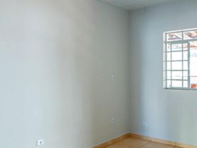 Casa para alugar com 90m², 2 quartos e sem vaga