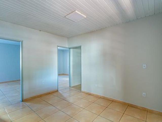 Casa para alugar com 90m², 2 quartos e sem vaga