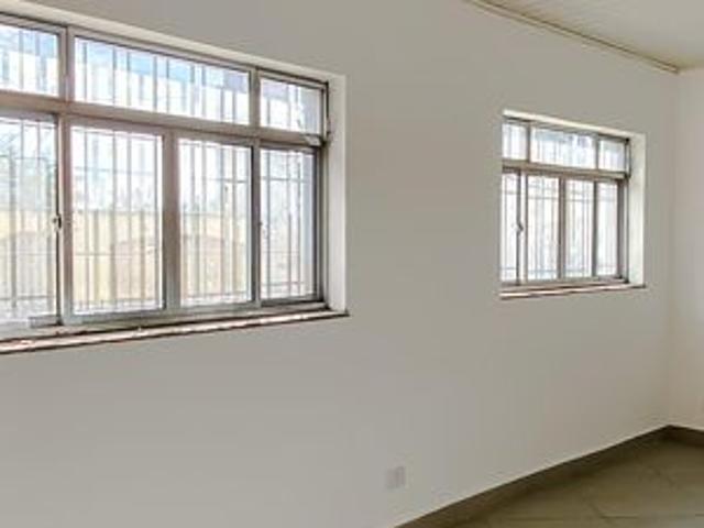 Casa para alugar com 90m², 2 quartos e sem vaga